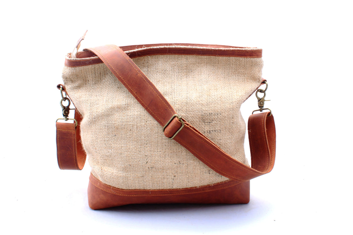 Alice Bag - Beto's Company